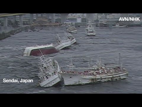 CNN: Japan tsunami aftermath - YouTube