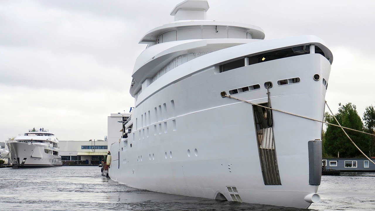 Feadship Shinkai/ 708 from shipyard to shipyard - YouTube