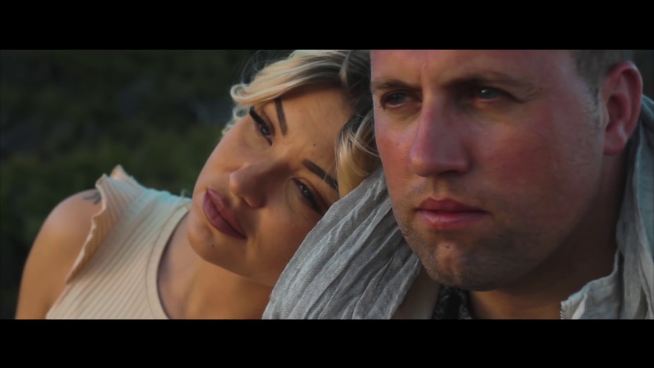 Robin Guégan - Demoiselle Surnaturelle (Clip Officiel) - YouTube