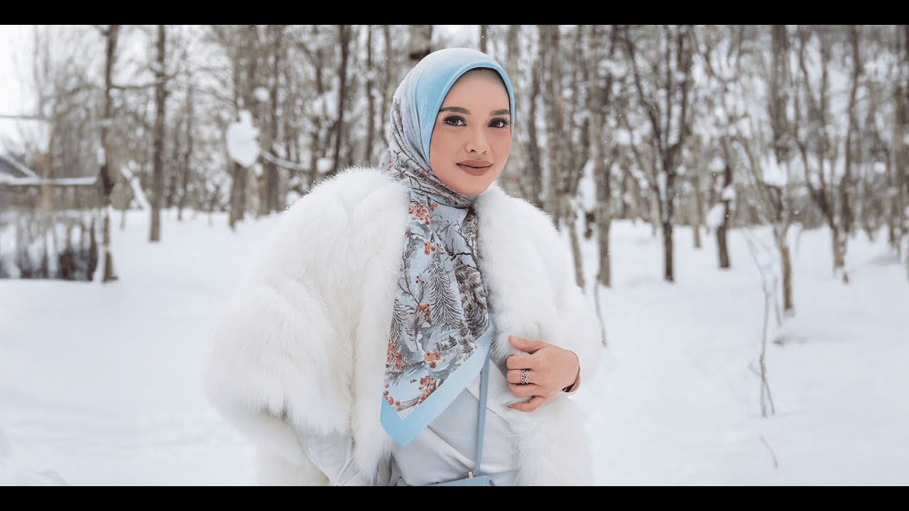 Buttonscarves - Holiday Series 2 - YouTube