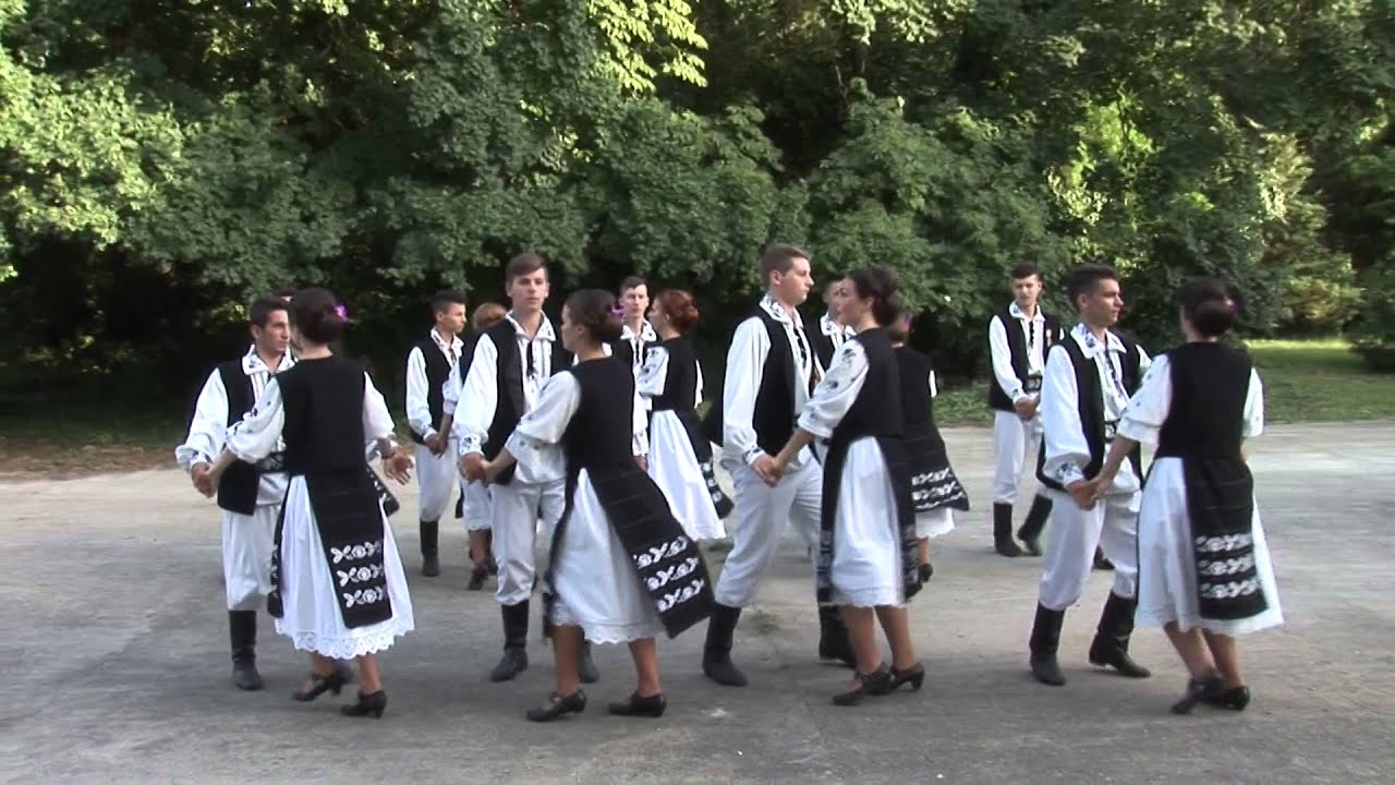 Ansamblul EDERA "valea muresului" - YouTube