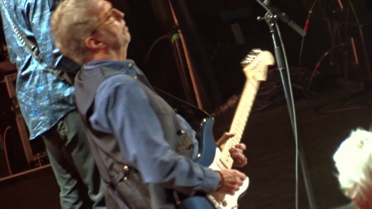 Crossroads (live) Eric Clapton solo 3/19/2017 Madison Square Garden ...