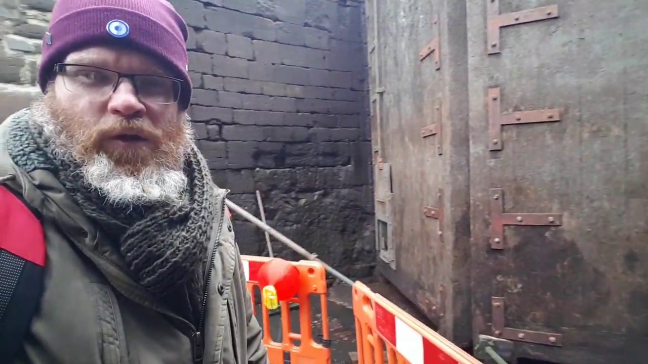 Duke 92 lock chamber - YouTube