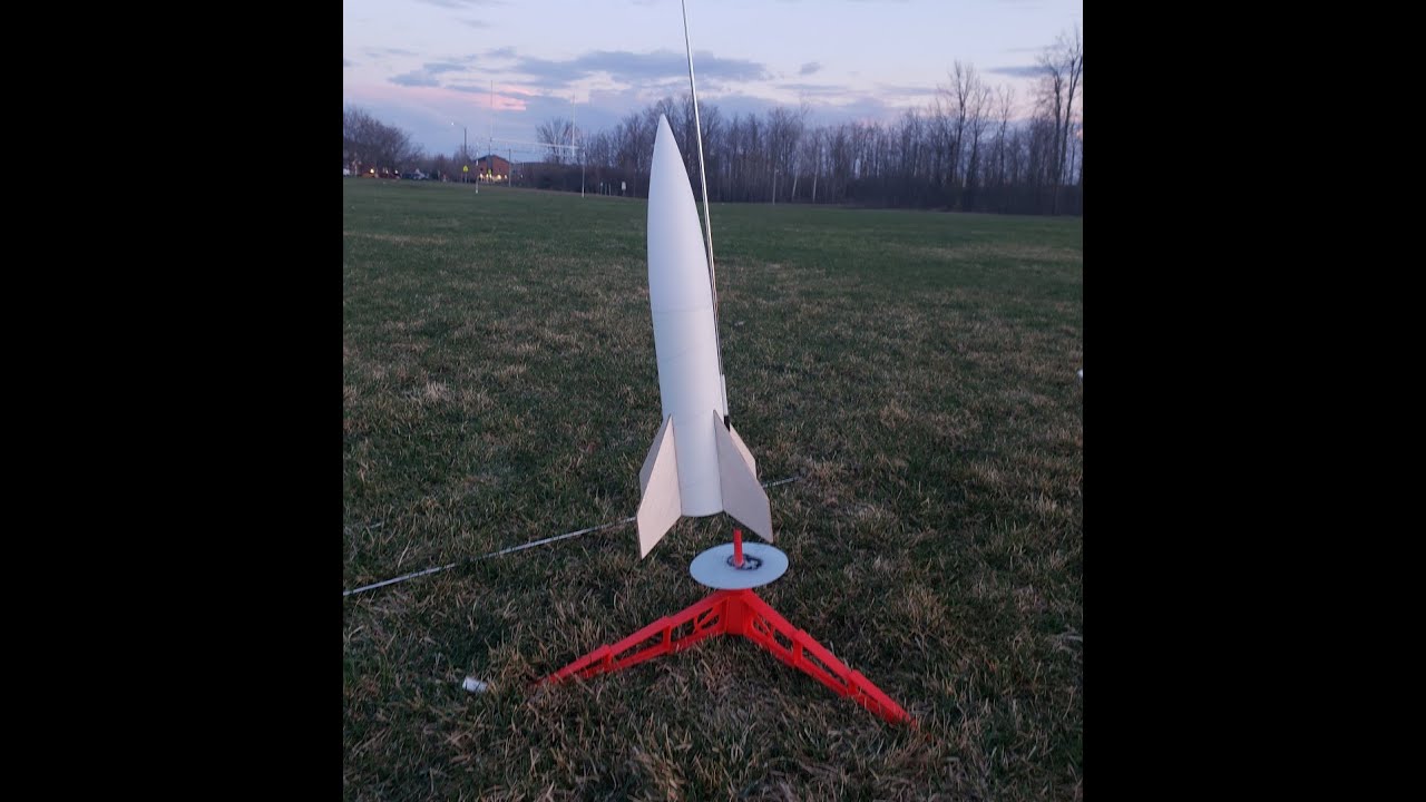 Estes Model Rocket Launch - Big Daddy - YouTube
