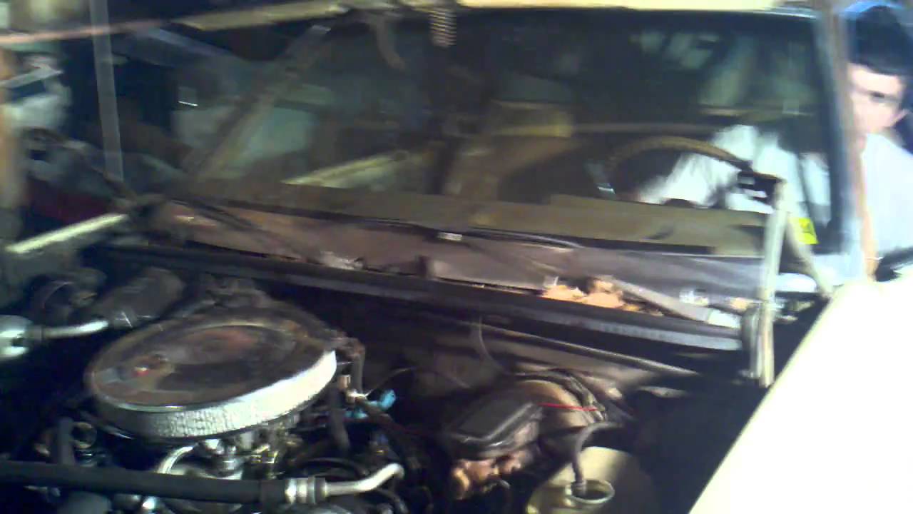 old 267 v8 - YouTube