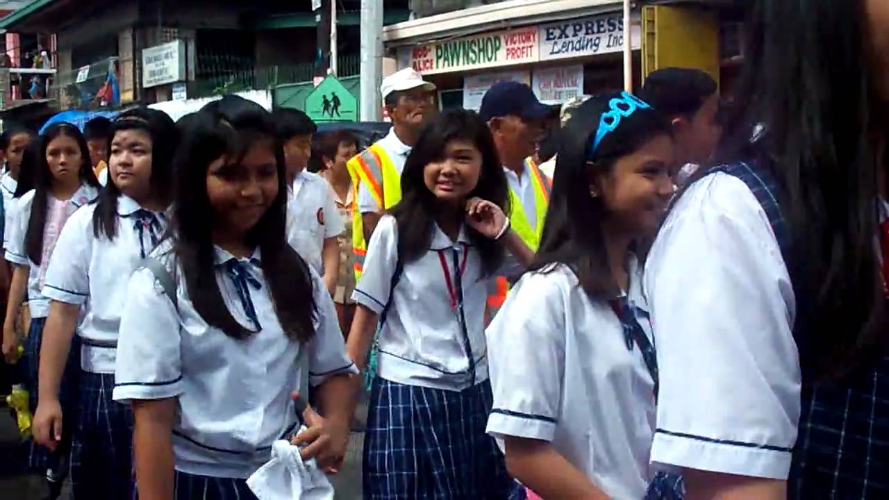 Macabebe Town Fiesta Parade 2009 (Part IV) - YouTube