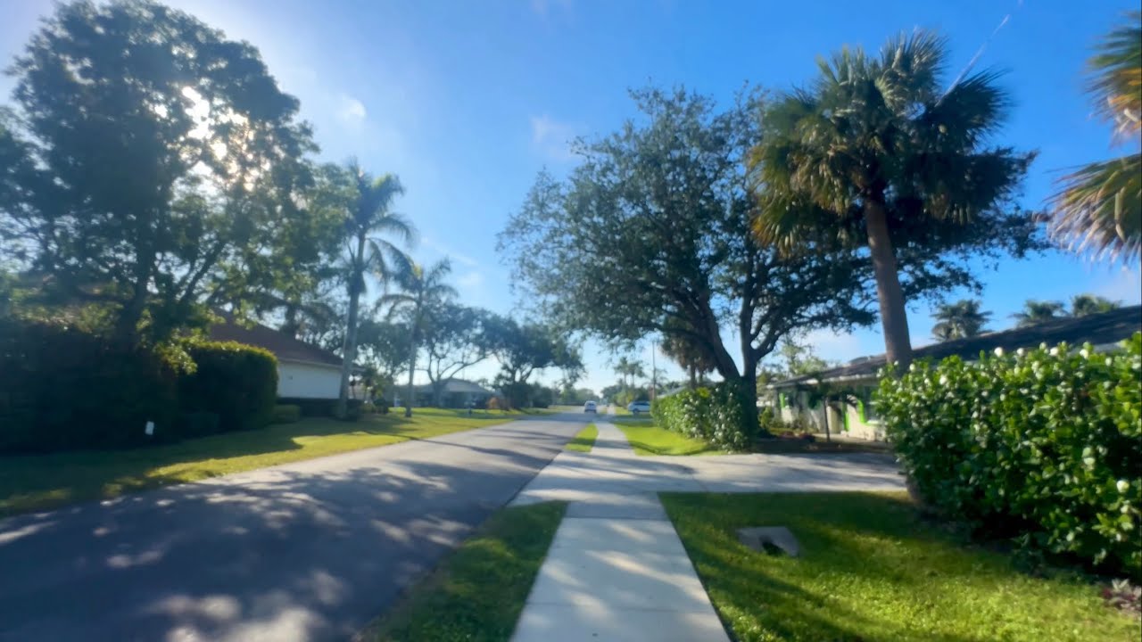 Enjoy Robb’s Beautiful Sunday Morning Walk Along the Sidewalks of ...