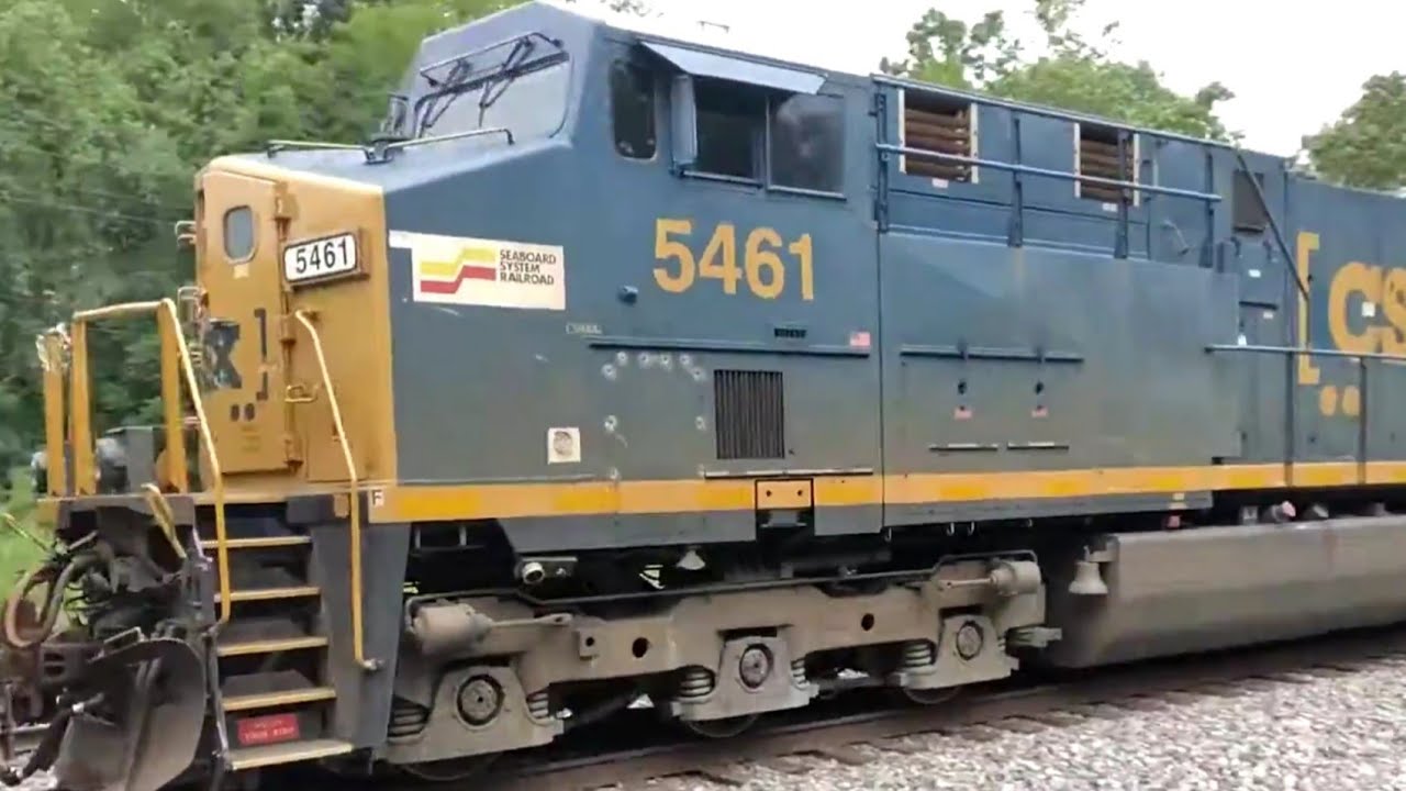 CSX 5461 "Seaboard System" sticker unit!! - YouTube