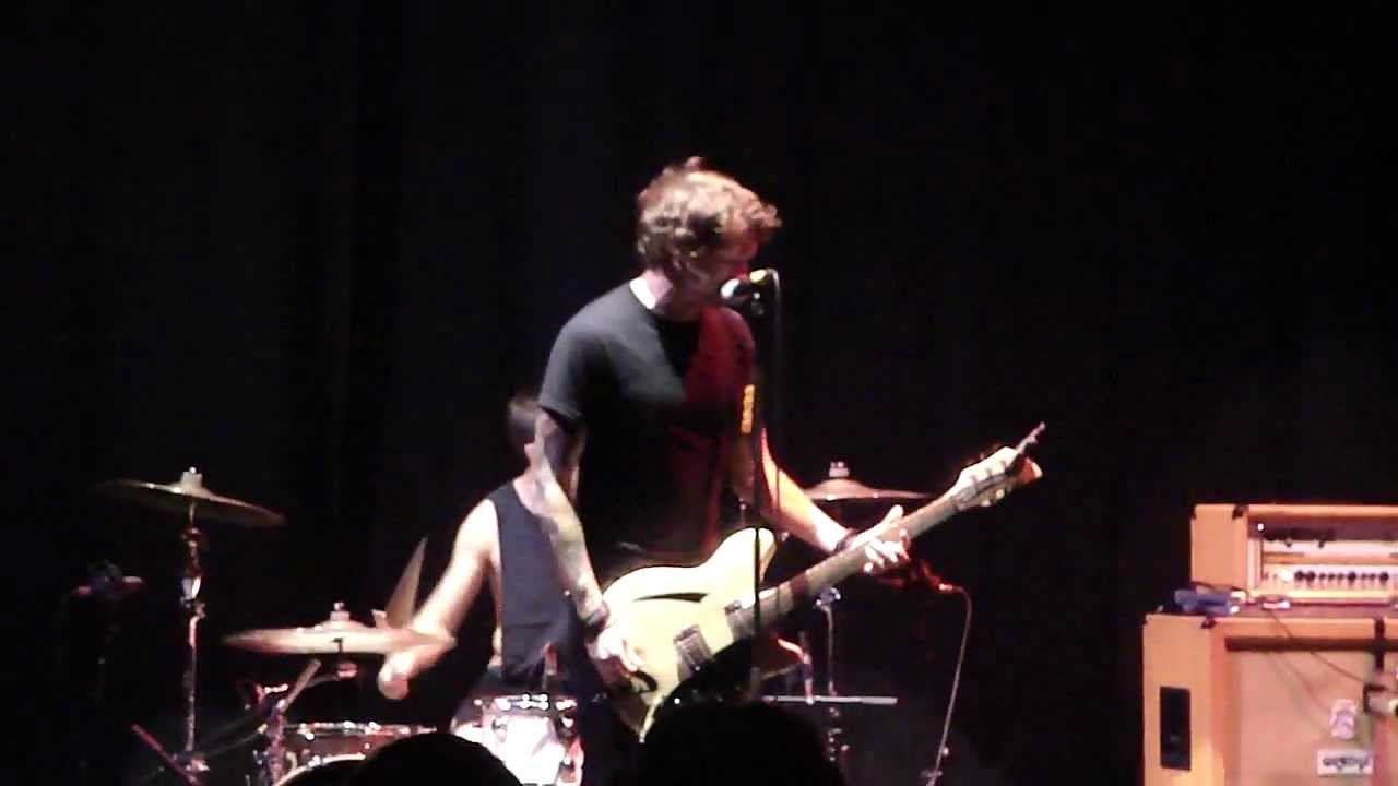 Against Me (live) - Hammersmith Apollo, London, 27 November 2011 - YouTube