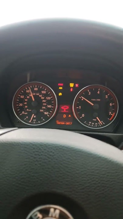 E90 Cluster Glitch - YouTube
