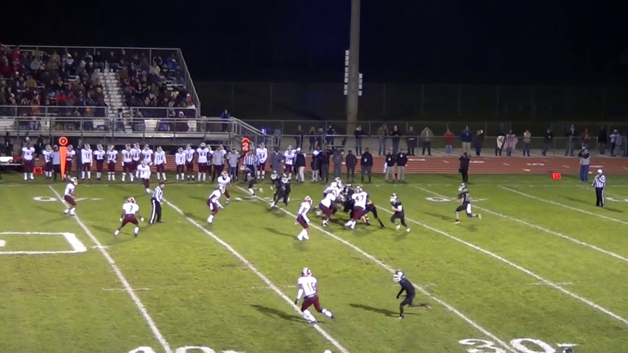 Evan Moskwa Reeths Puffer football vs muskegon 2019 - YouTube