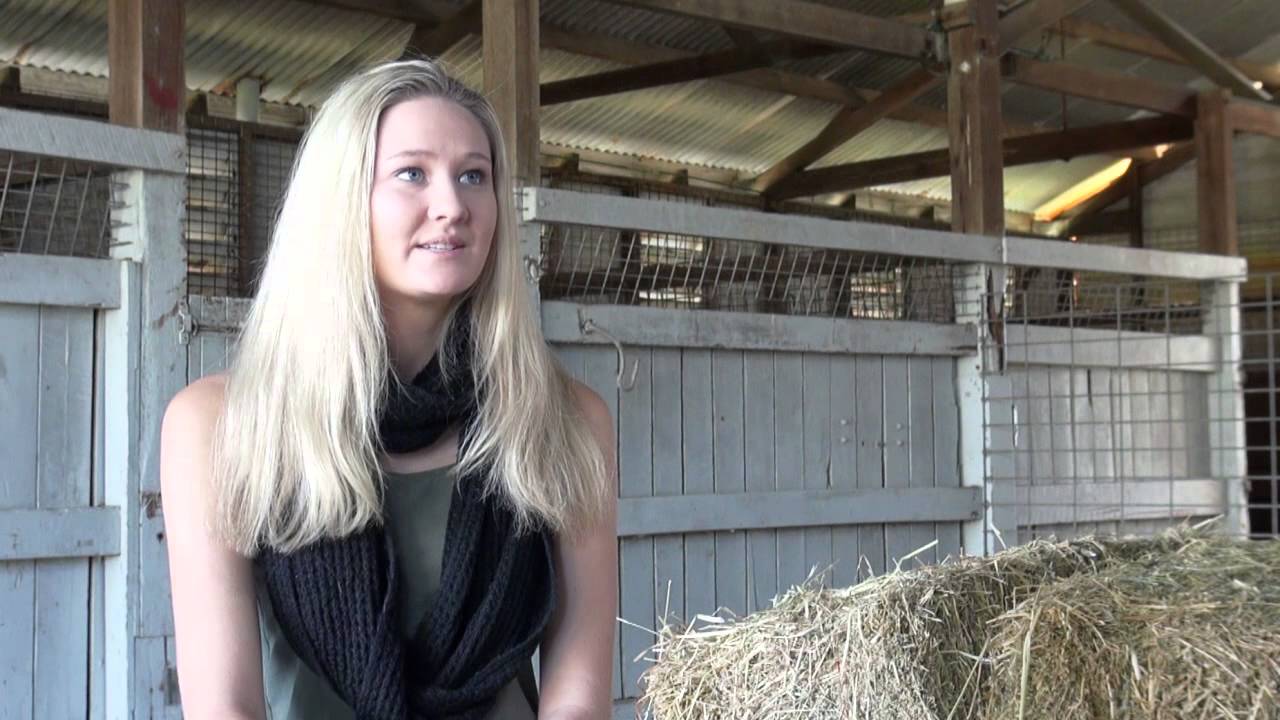 WA Training Awards - Emma Hay, Trainee of the Year 2014 - YouTube