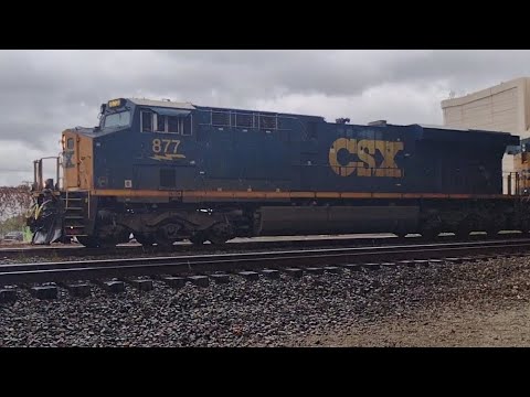 CSX I141 Takes Track 2 At MC Cabin - YouTube
