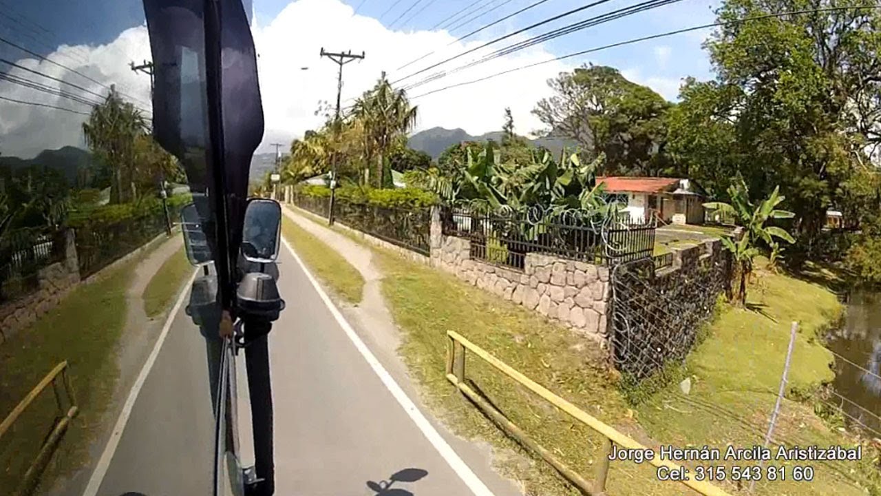 Los Llanitos Valle de Anton Panama - YouTube