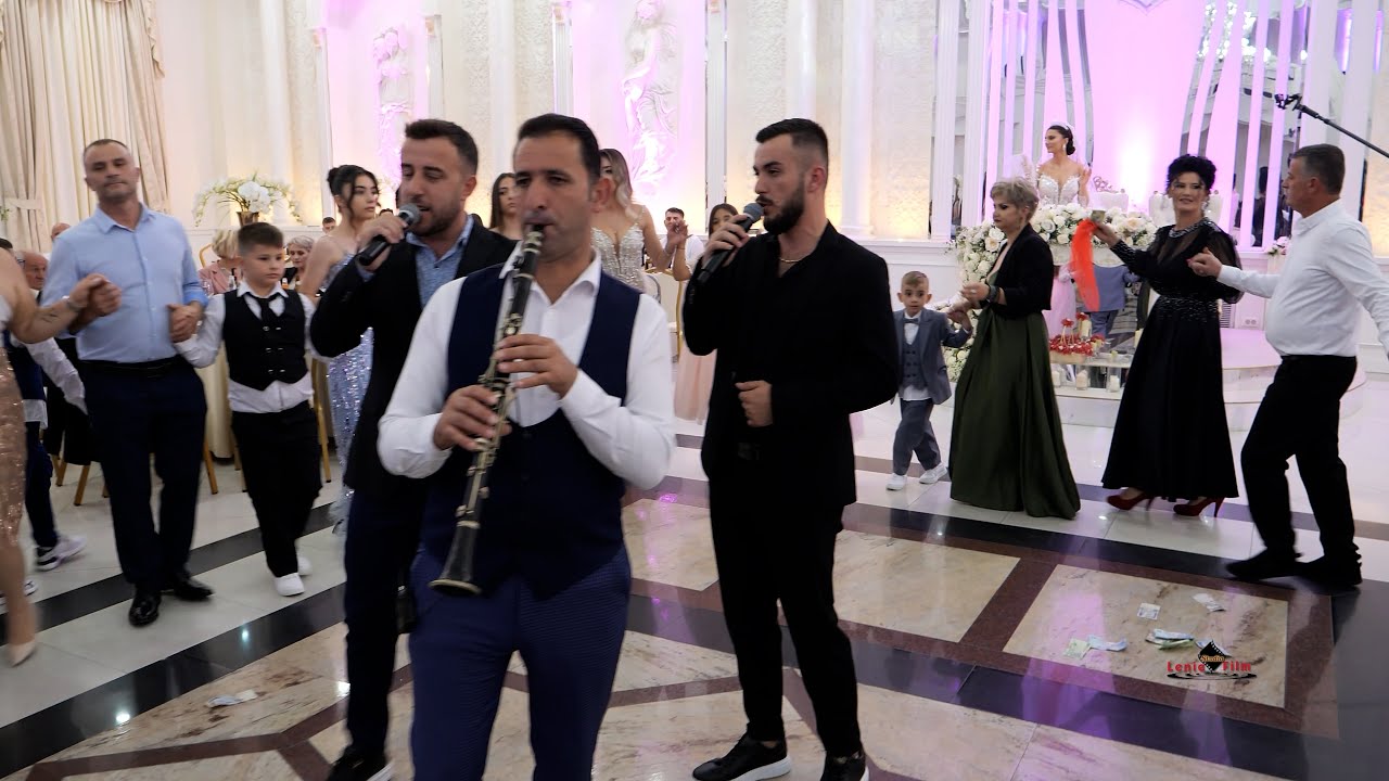 Valle popullore nga jugu - Virjon Zani, Sajmir Menkaj & Emanuel Biba ...