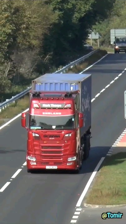SCANIA V8 - Mark Thorpe - A1(M) motorway #truckspotting #tomir - YouTube