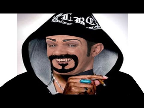 We Are Number One but Smoke Weed Every Day Performed by Robbie Rotten, Complexity in the Description