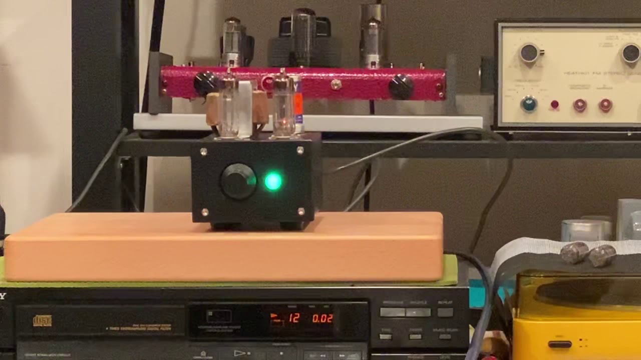 DIY 6j6 tube preamp replaced with E90cc tube - YouTube