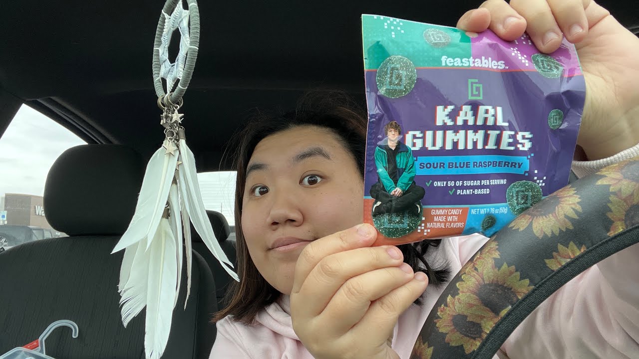 Feastables Karl gummies review : sour blue raspberry - YouTube