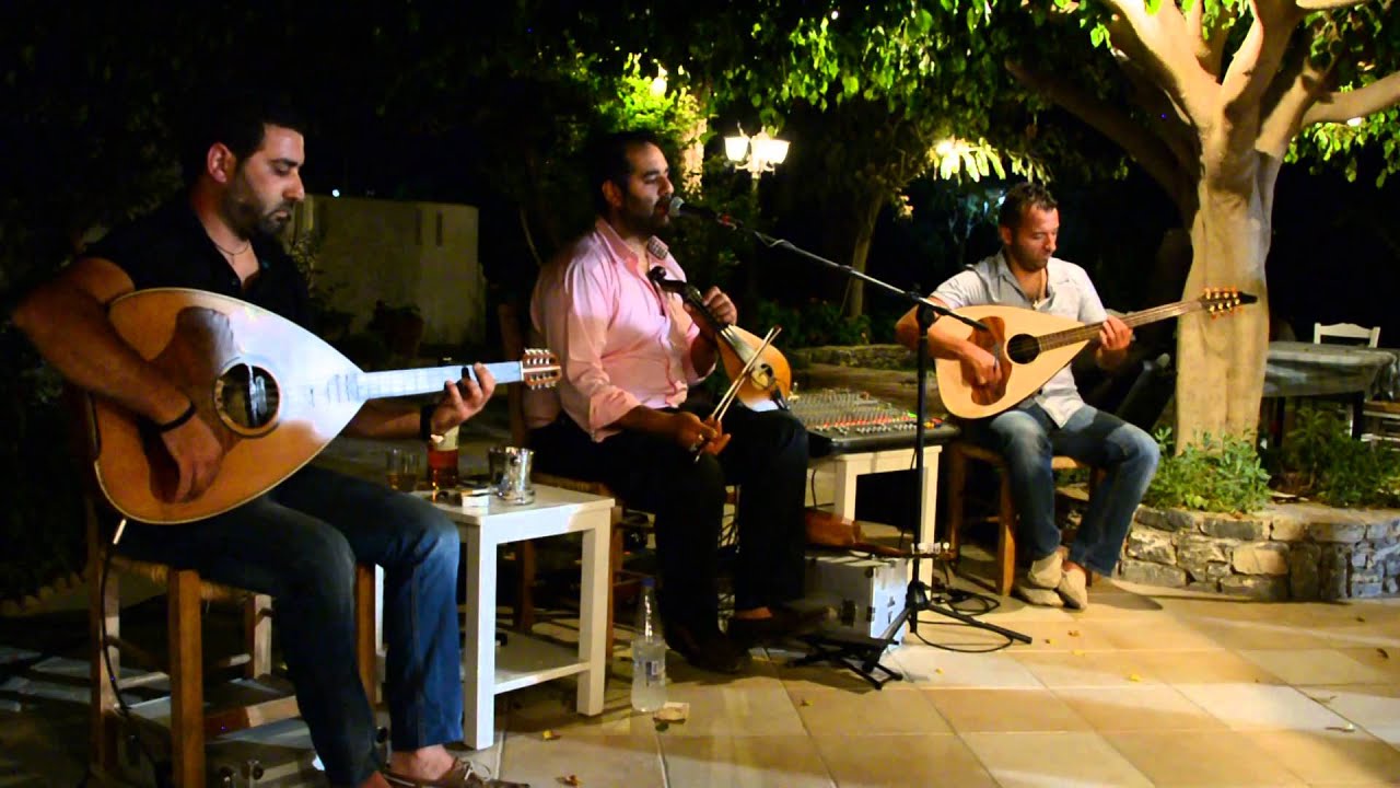 Δημητρης Μπετεινης Live σε Βαπτιση - Κοντυλιες + Πεντοζάλι - YouTube