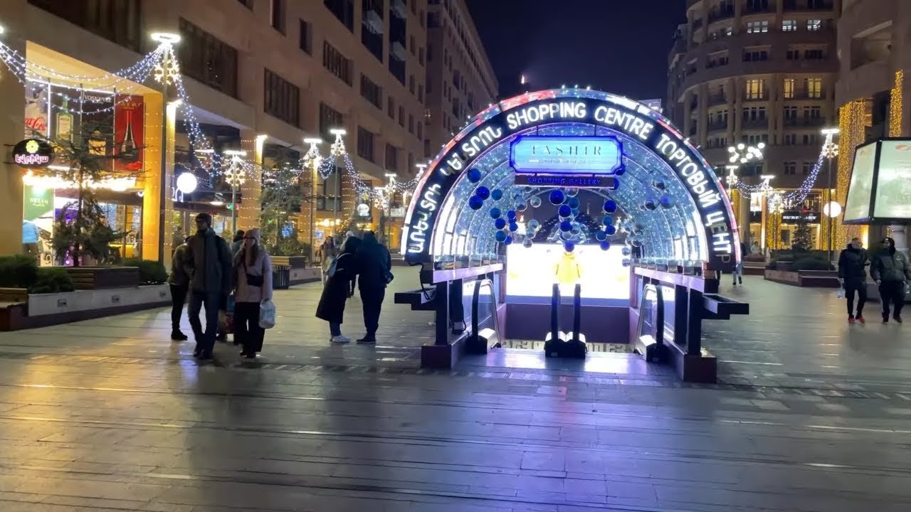 YEREVAN NIGHTS: IN CHRISTMAS MOOD - A TOUR OF ITS NIGHT LIFE - YouTube