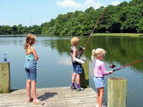 Indian Kids Fishing from Nila River, Kuttippuram, Kerala, India - YouTube