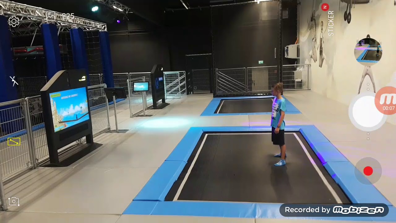JUMPING dome - YouTube