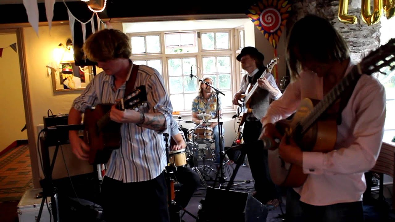 IKARUMBA - The Bell Bird - Cork 2015 - YouTube