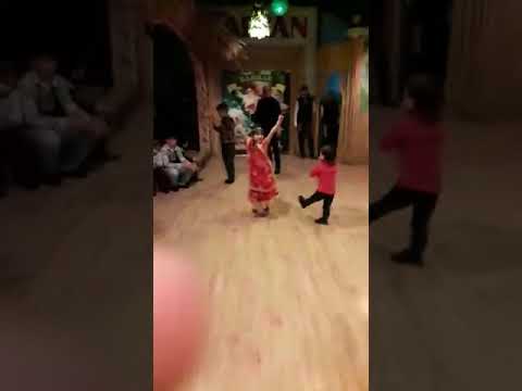 Azeri qizi hind reksi