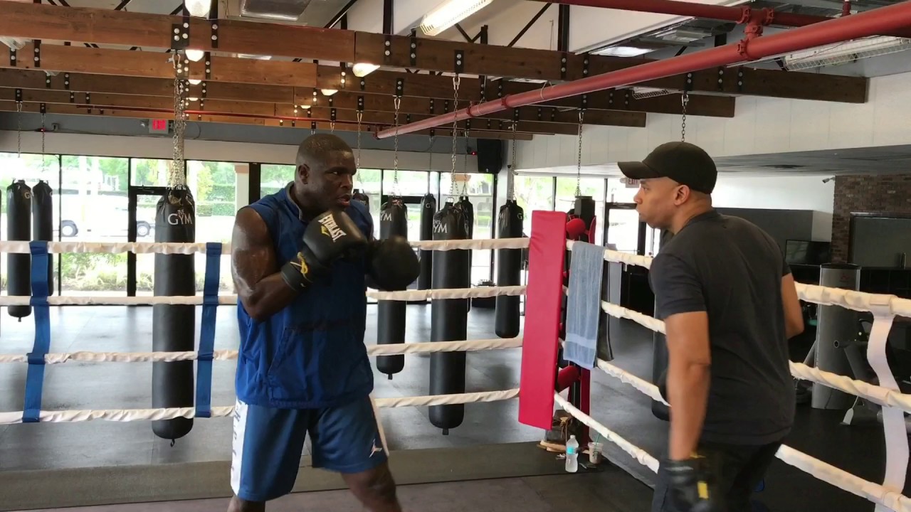 The Gym Boxing and Fitness/ Frank Gore - YouTube