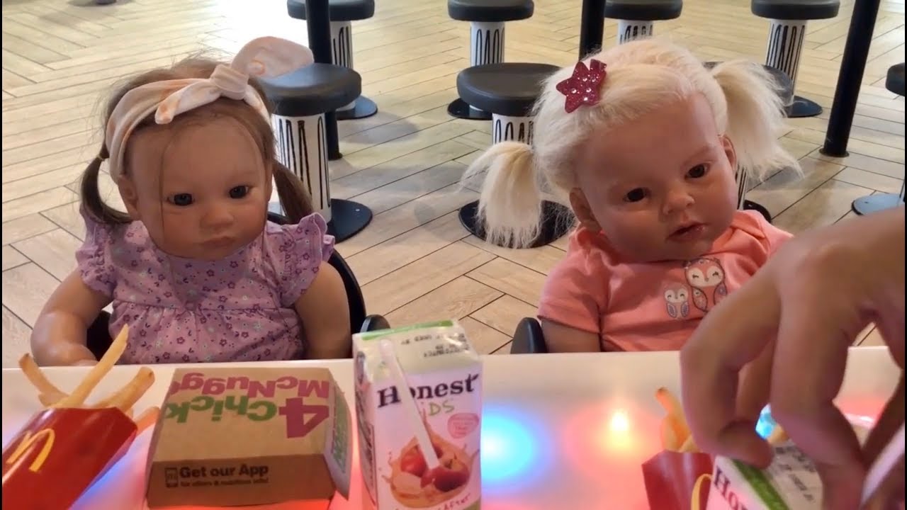 Reborn role play taking Ellie and her friend Mallory to McDonald’s play ...