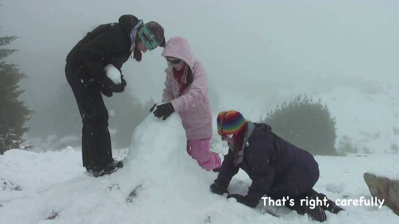 Ooops, snowman decapitated - YouTube
