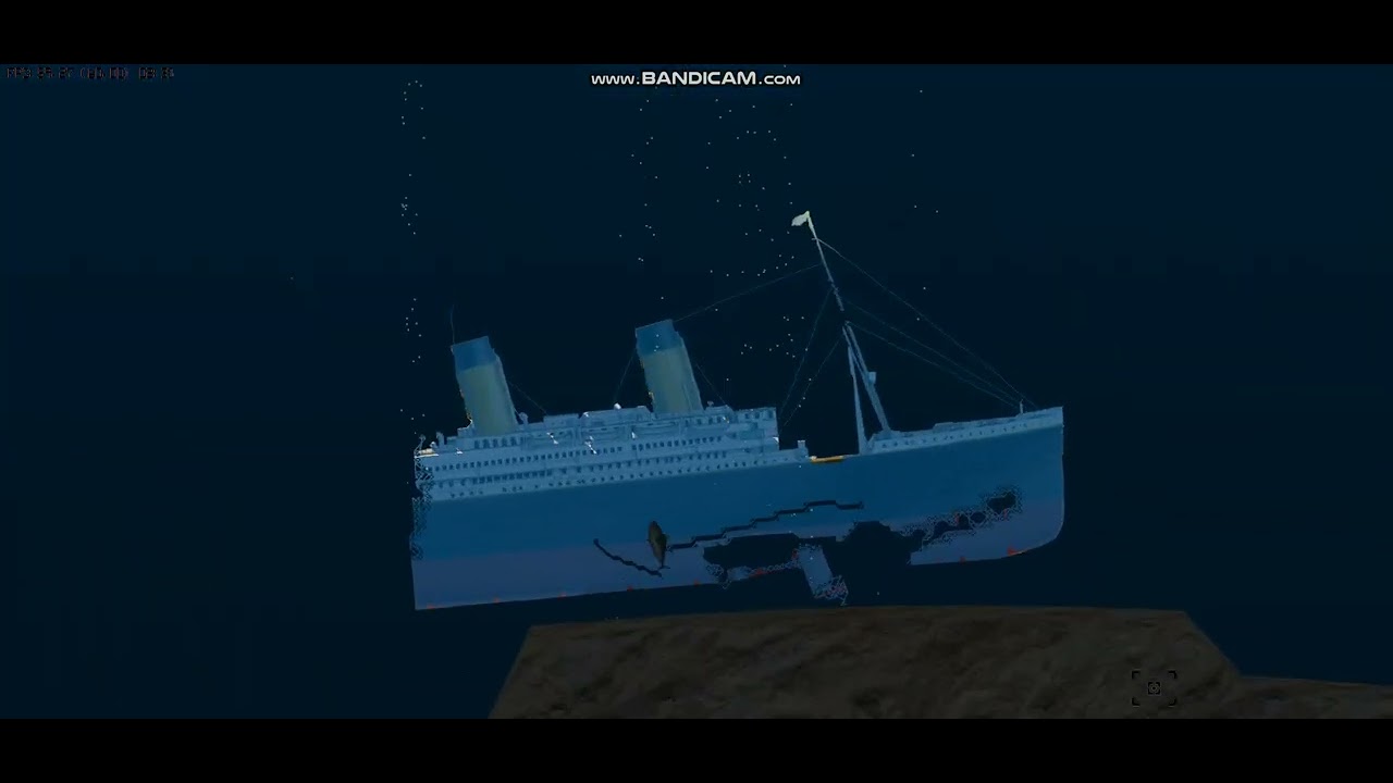 Sinking the Titanic (Floating Sandbox) - YouTube