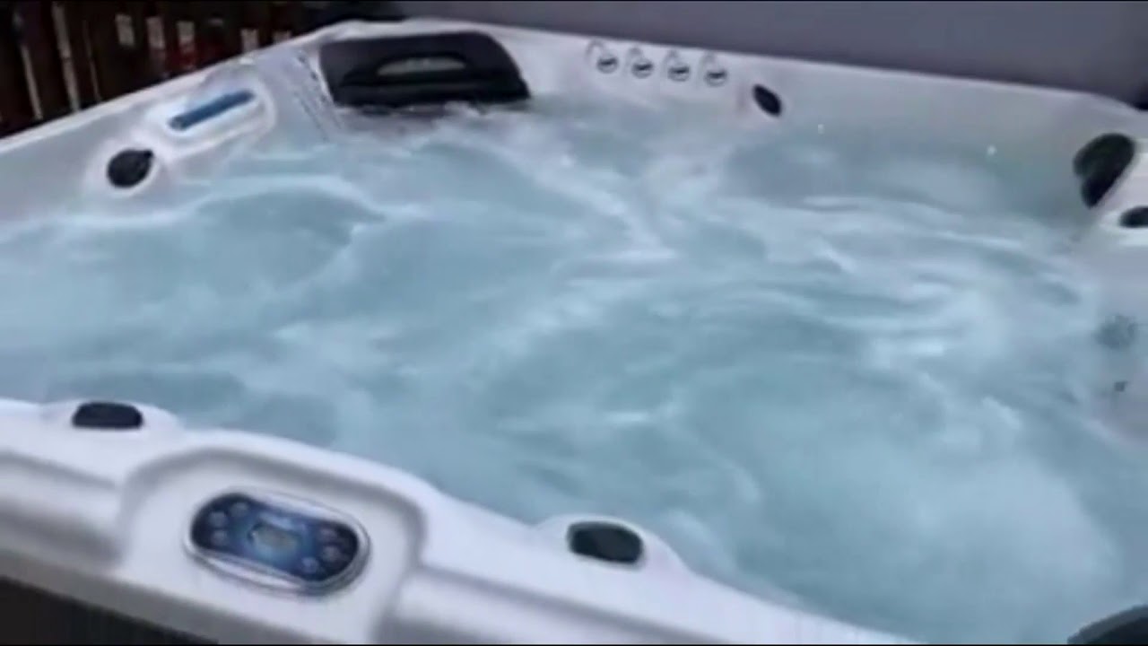 Simpsons Spas The Oakboro Hot Tub - YouTube