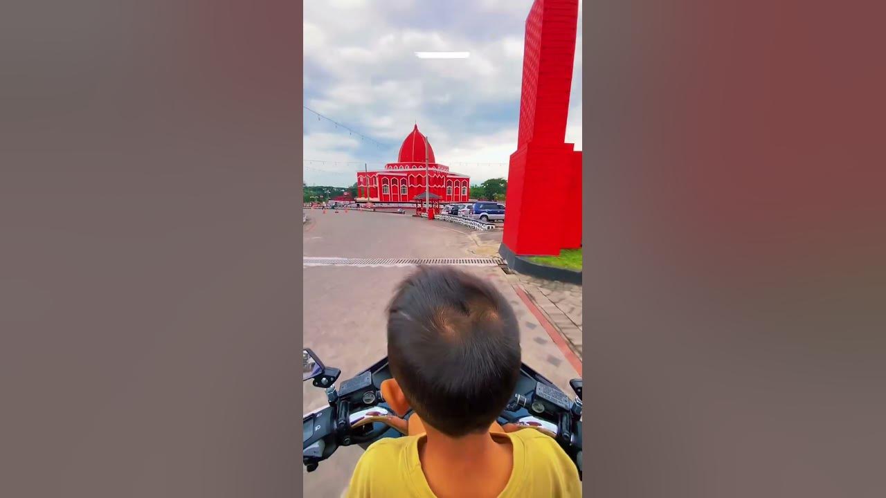 WISATA masjid merah taman dayu pandaan - YouTube