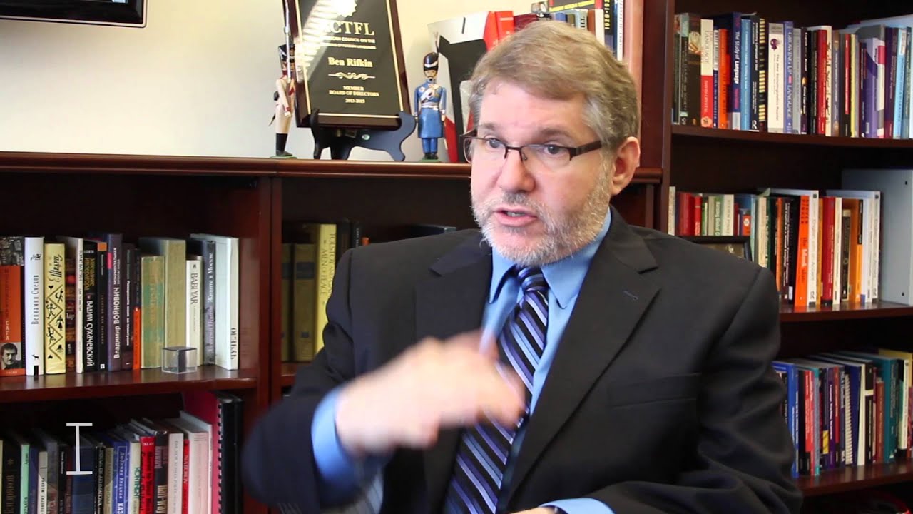 Poetic Provost – Benjamin Rifkin reads Russian Poetry - YouTube