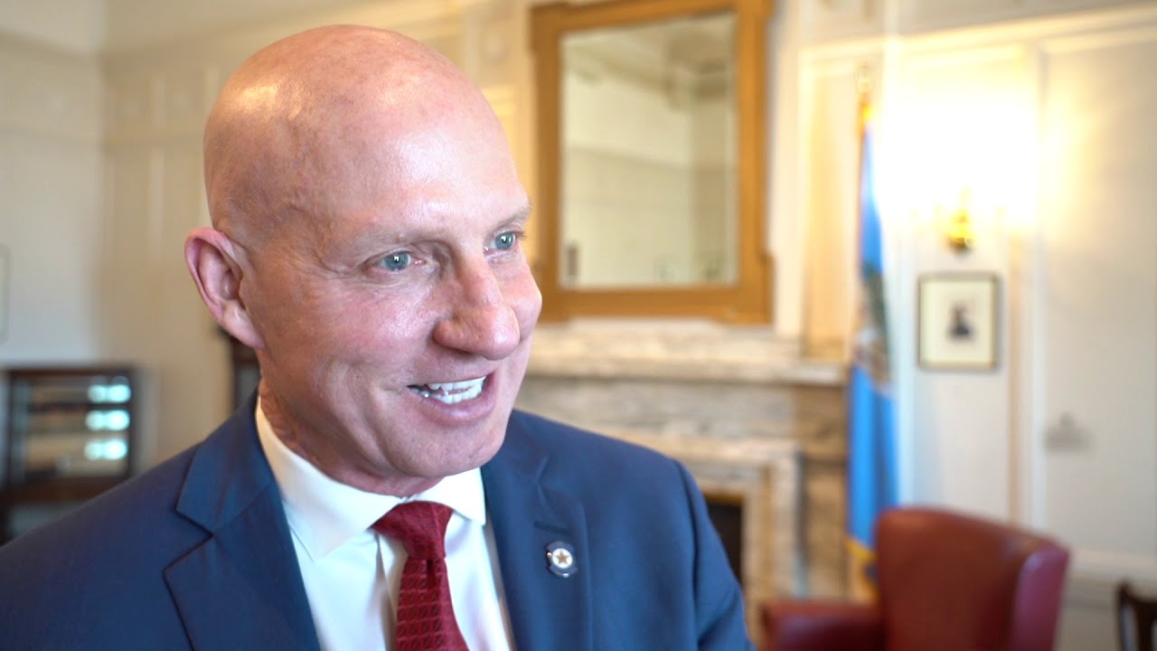 Sen. Darrell Weaver discusses Senate Bill 1290 - YouTube