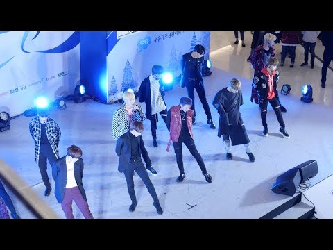171208 세븐틴 SEVENTEEN _ 모자를 눌러 쓰고 Without You _ 전체 Fullshot _ Love Milk Festival _ 영등포 타임스퀘어
