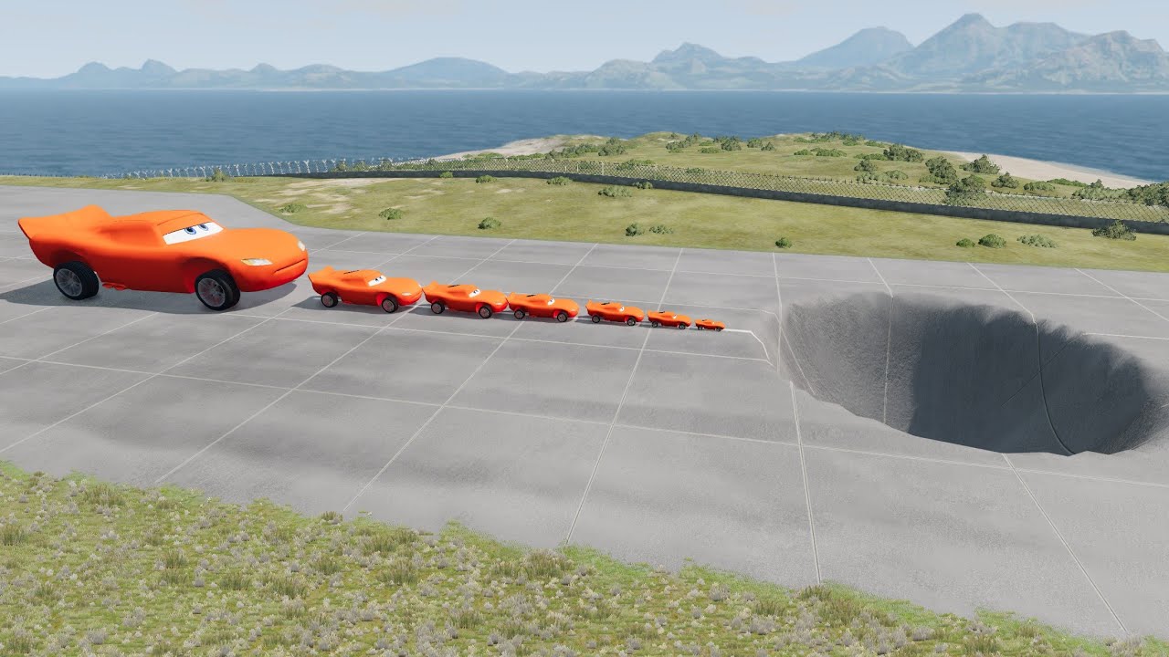 Big & Small McQueen vs Chick Hicks vs Tow Mater vs King Dinoco vs Duch ...