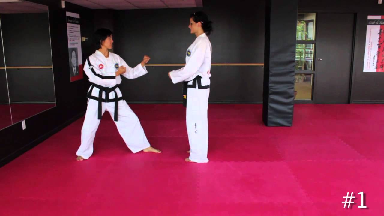 Combat préarrangé 2 pas - YouTube