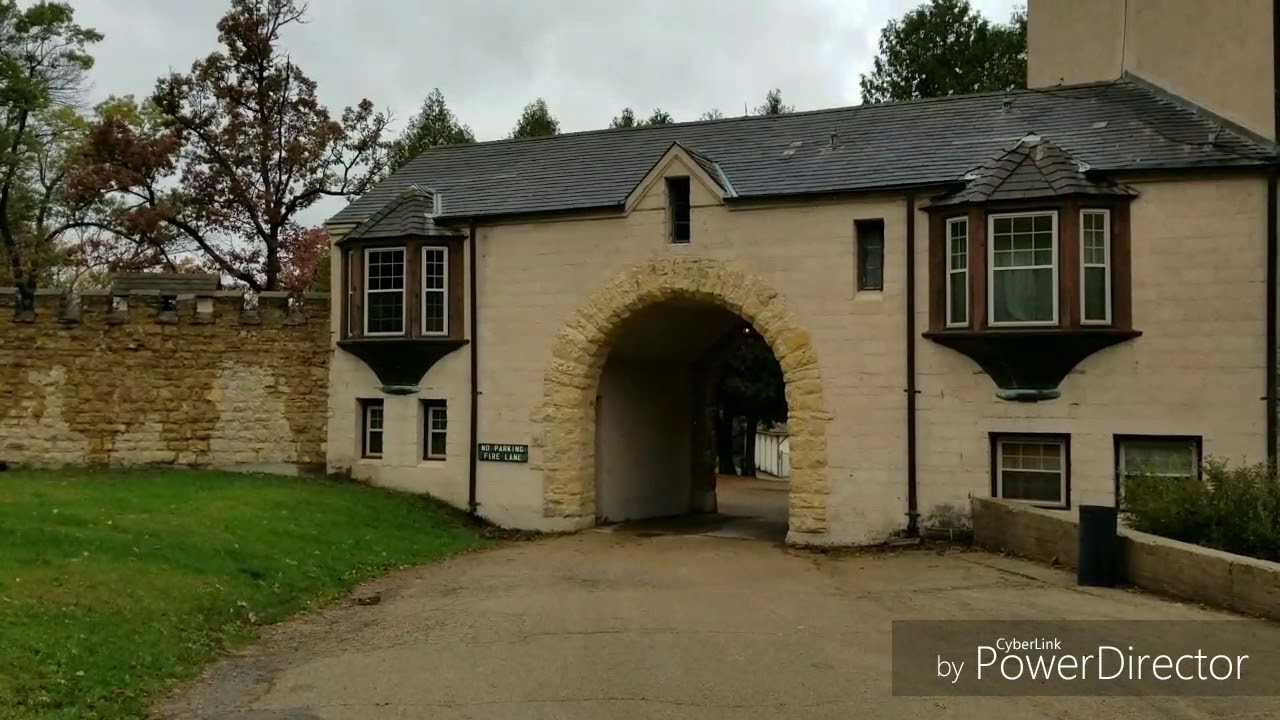Stronghold Castle in Oregon Illinois - YouTube