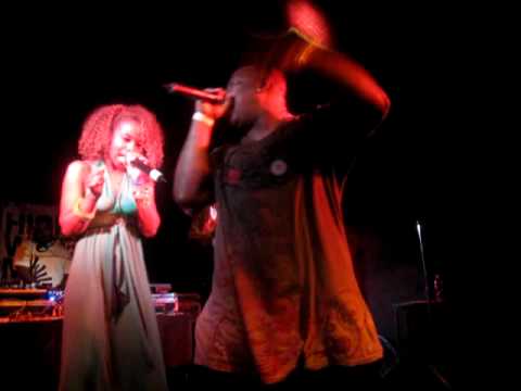 Polyrhythm Addicts perform Zonin' Out at DJ Spinna Sonic Smash Album ...