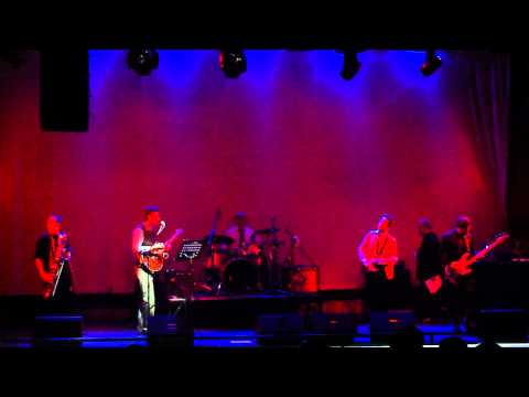 Gonzalez & Los Asistentes - El Astro (Centro Cultural Amanda, 27-10-2011)