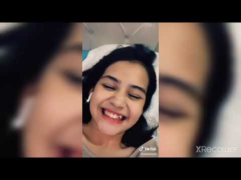 Kumpulan Vidio TikTok Sandrinna michelle
