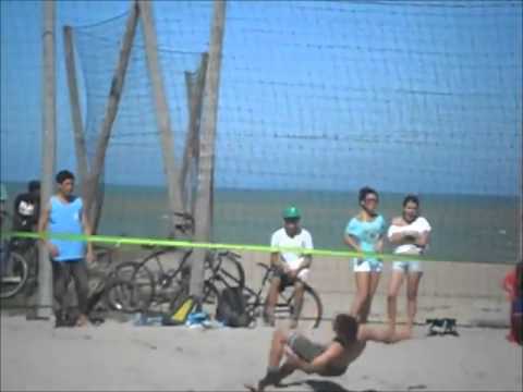 Viral Video UK: Slackline somersault fail - YouTube