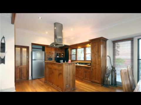 Julie Pedulla presents 201 Roberts Street Joondanna