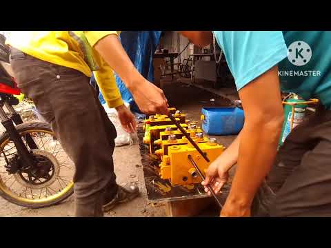 XCMG QY50 ASSEMBLE of CONTROL MAIN CONTROL VALVE@rdivzmechanicschannel4038