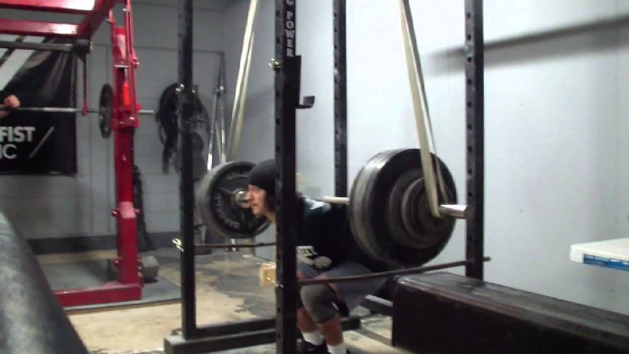 Reverse-Band Squats up to 520x2 - YouTube