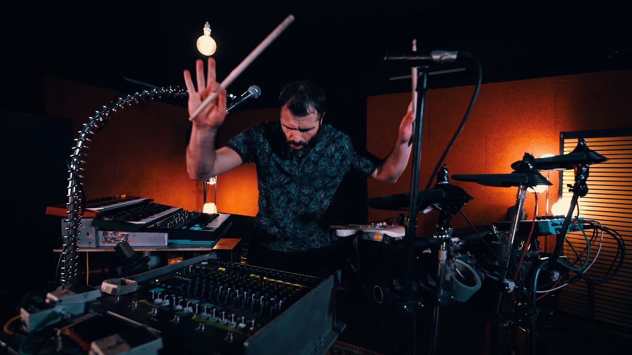 BARD BOX - Pina / Live looping performance with RC 600 / - YouTube