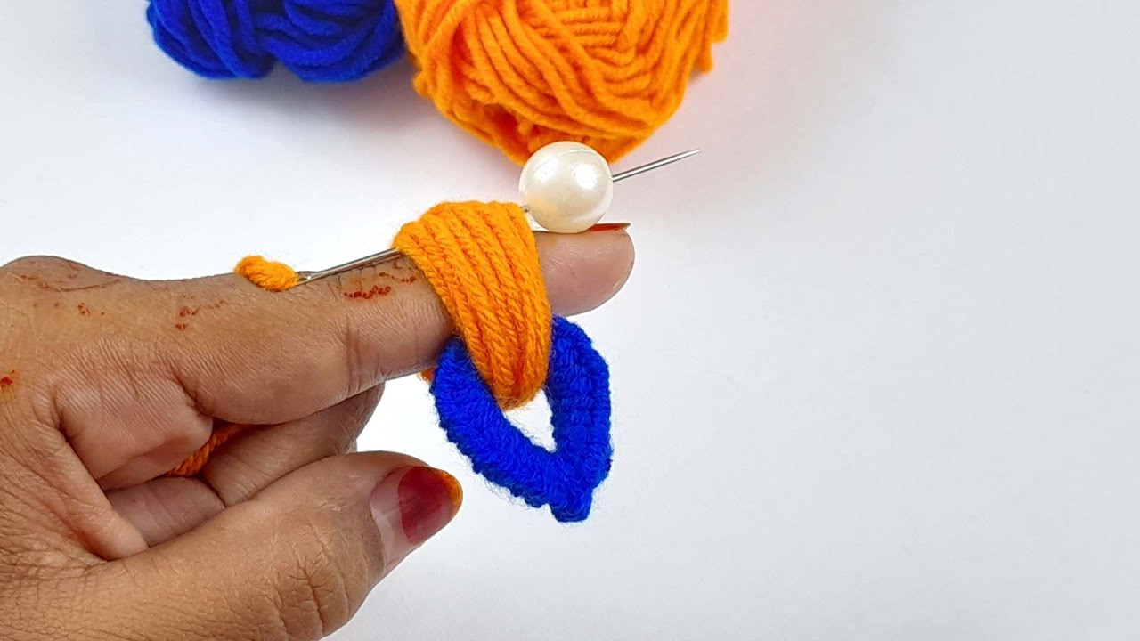 Hand Embroidery Tricks - It was made with a finger and wool - beautiful ...